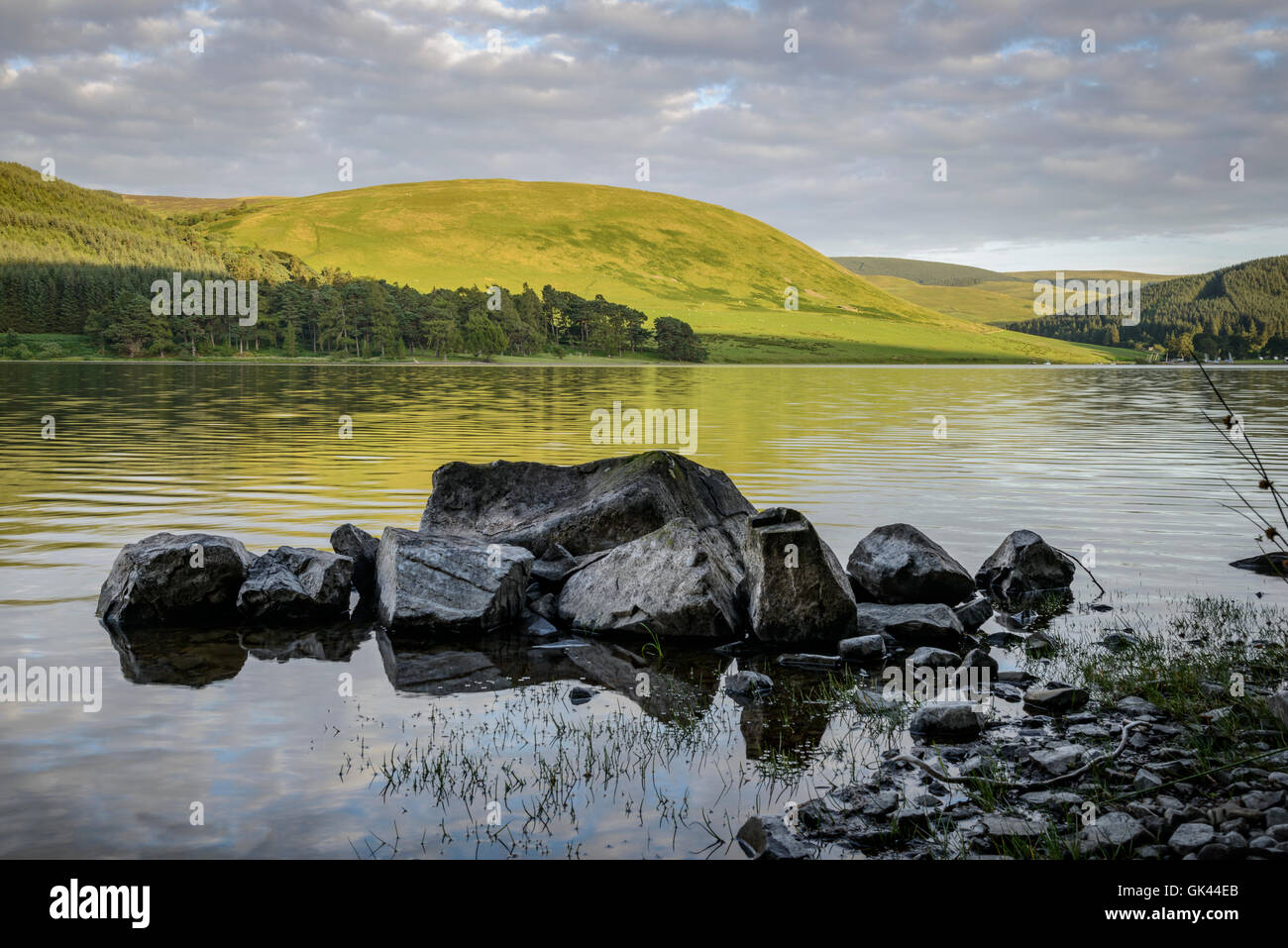St mary's loch scotland hi-res stock photography and images - Alamy