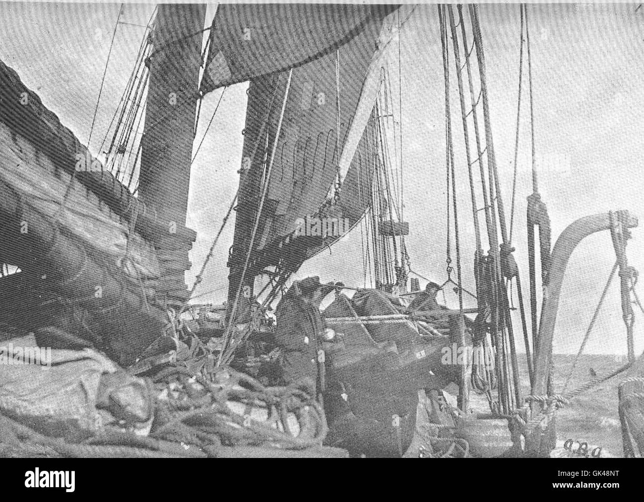 Schooner under sail hi-res stock photography and images - Alamy