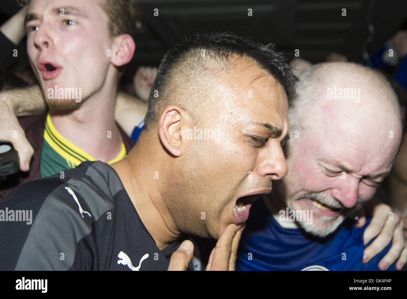 Fans celebrate Leicester City making goal that earned the team the ...