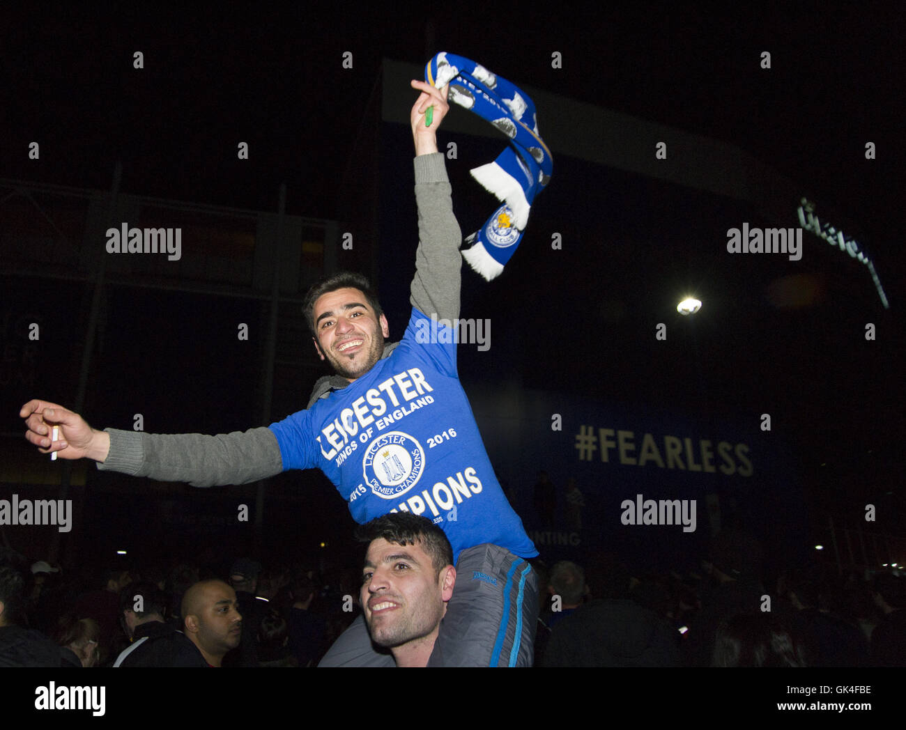 Fans celebrate Leicester City making goal that earned the team the ...