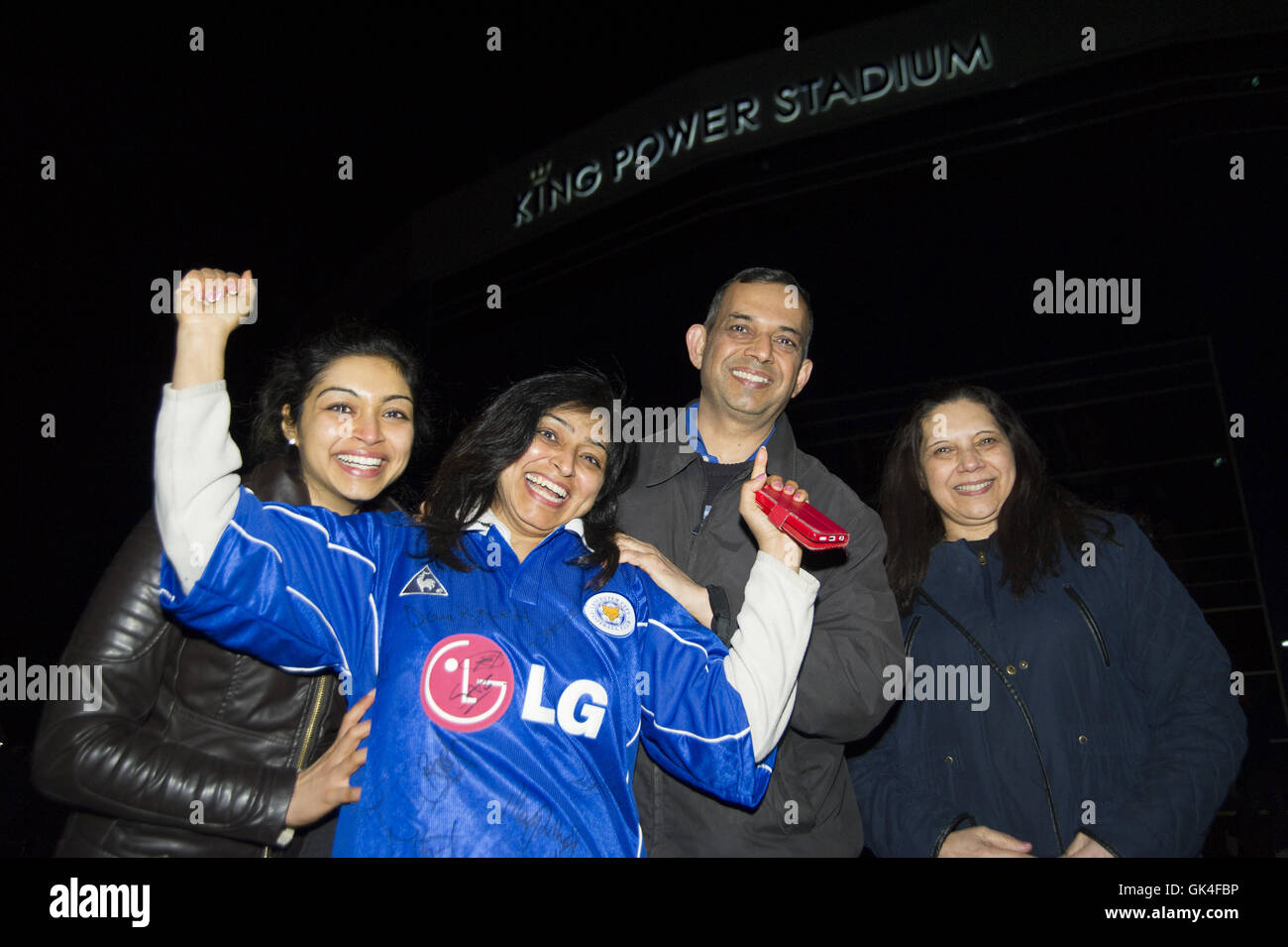 Fans celebrate Leicester City making goal that earned the team the ...