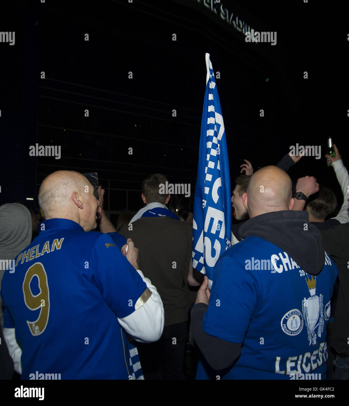 Fans celebrate Leicester City making goal that earned the team the ...