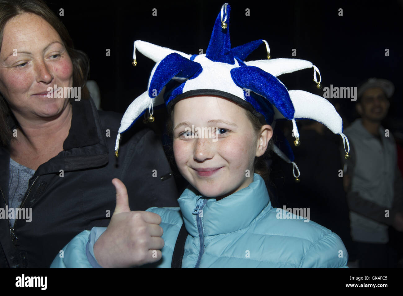 Fans celebrate Leicester City making goal that earned the team the ...