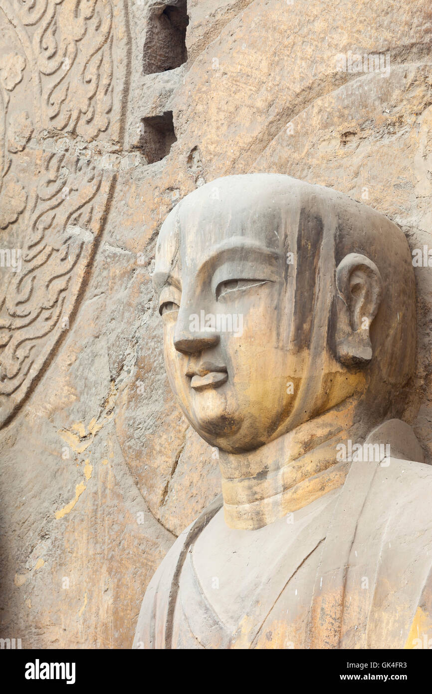 Longmen Grottoes in Luoyang Stock Photo - Alamy