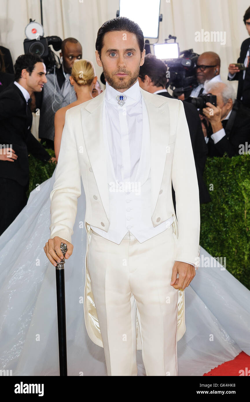 Metropolitan Museum of Art Costume Institute Gala: Manus x Machina ...