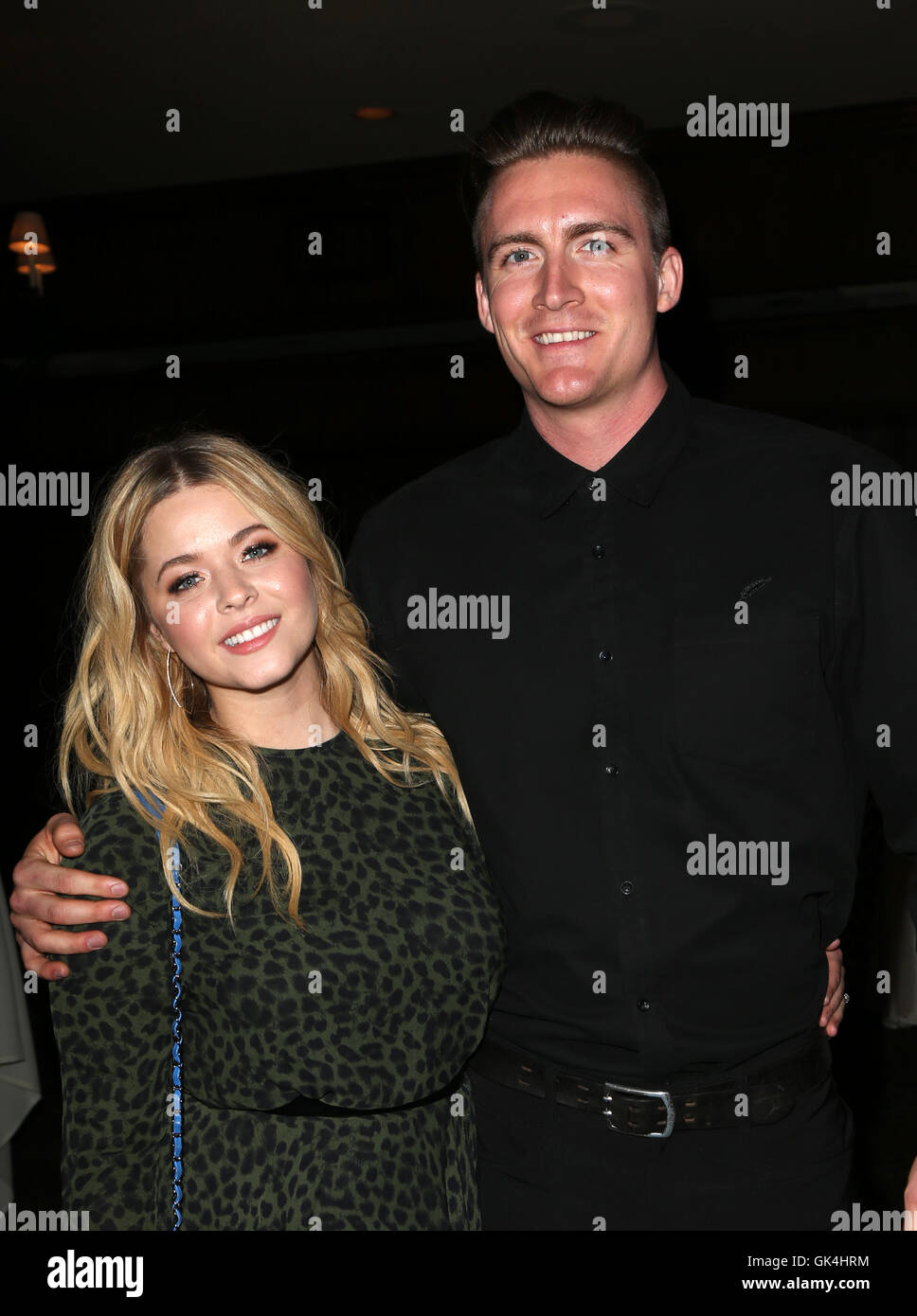 The Ninth Annual George Lopez Celebrity Golf Classic Dinner Featuring ...