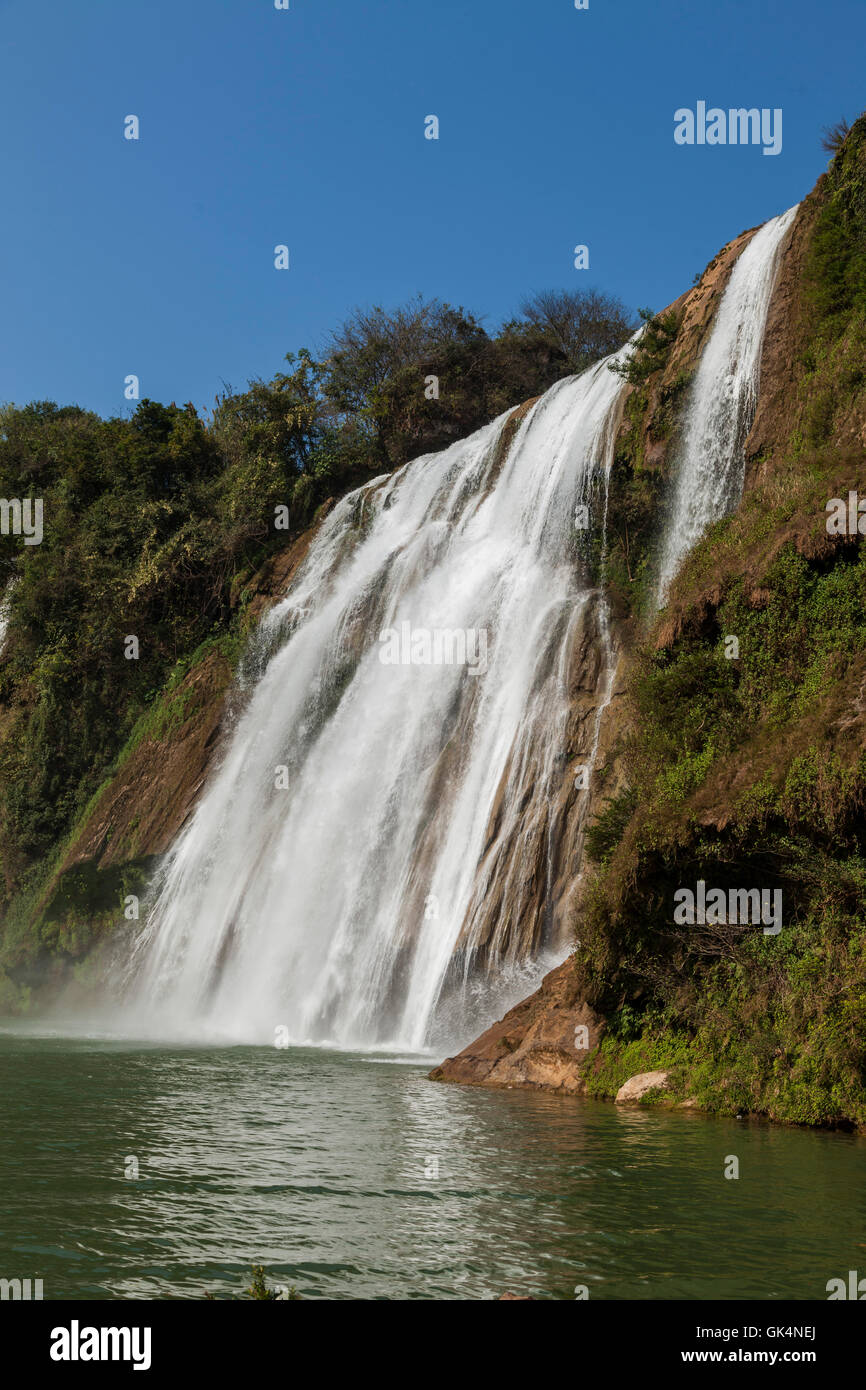 Chinese Luo Ping, Kowloon Falls Stock Photo - Alamy
