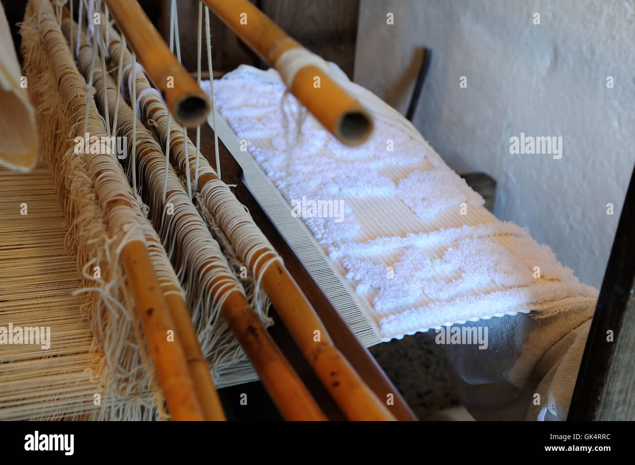 Medieval loom hi-res stock photography and images - Alamy