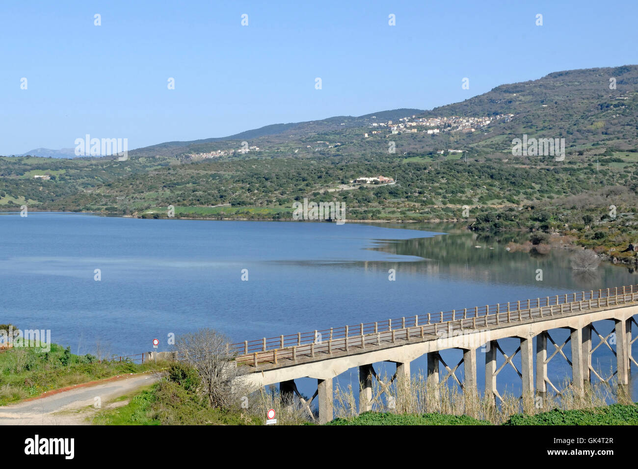 Omodeo lake hi-res stock photography and images - Alamy