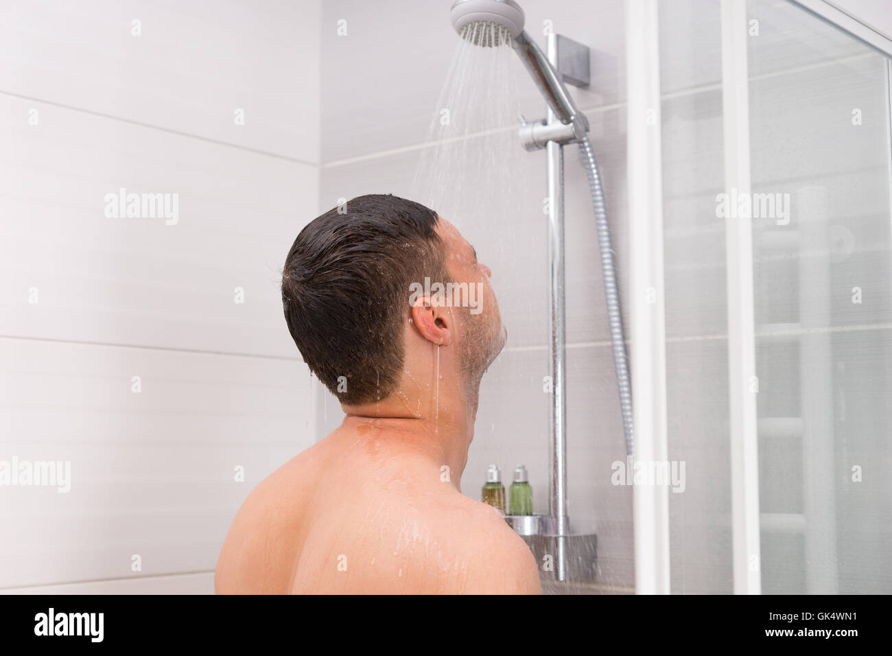 Showering Young Man Stock Photos & Showering Young Man Stock Images - Alamy