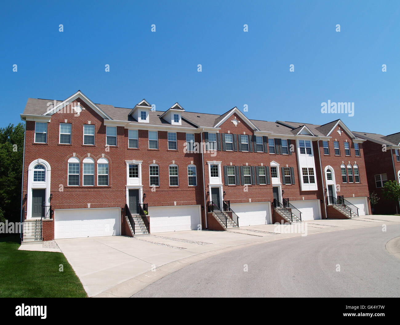 house building outside Stock Photo - Alamy