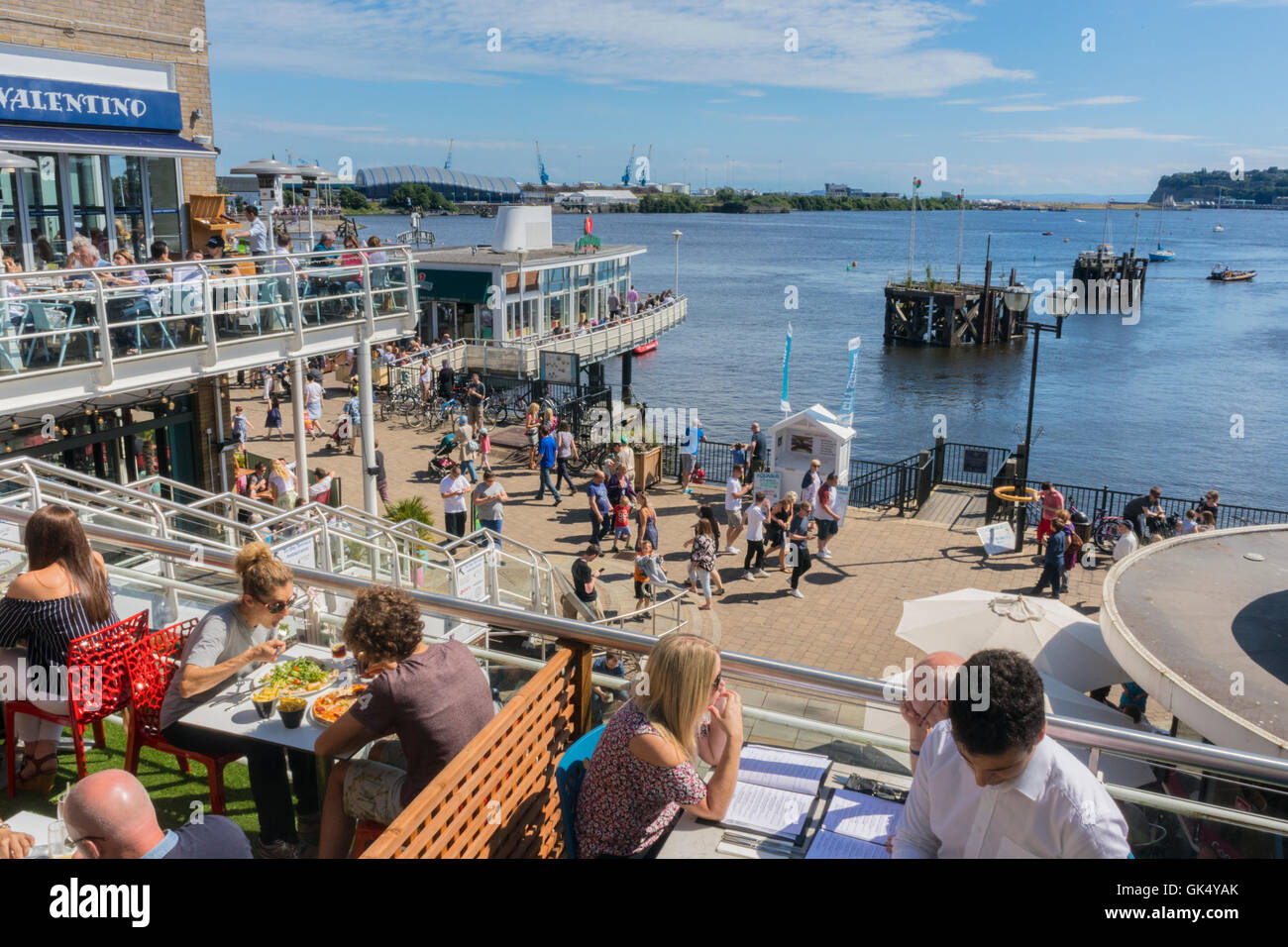 Cardiff beach hi-res stock photography and images - Alamy