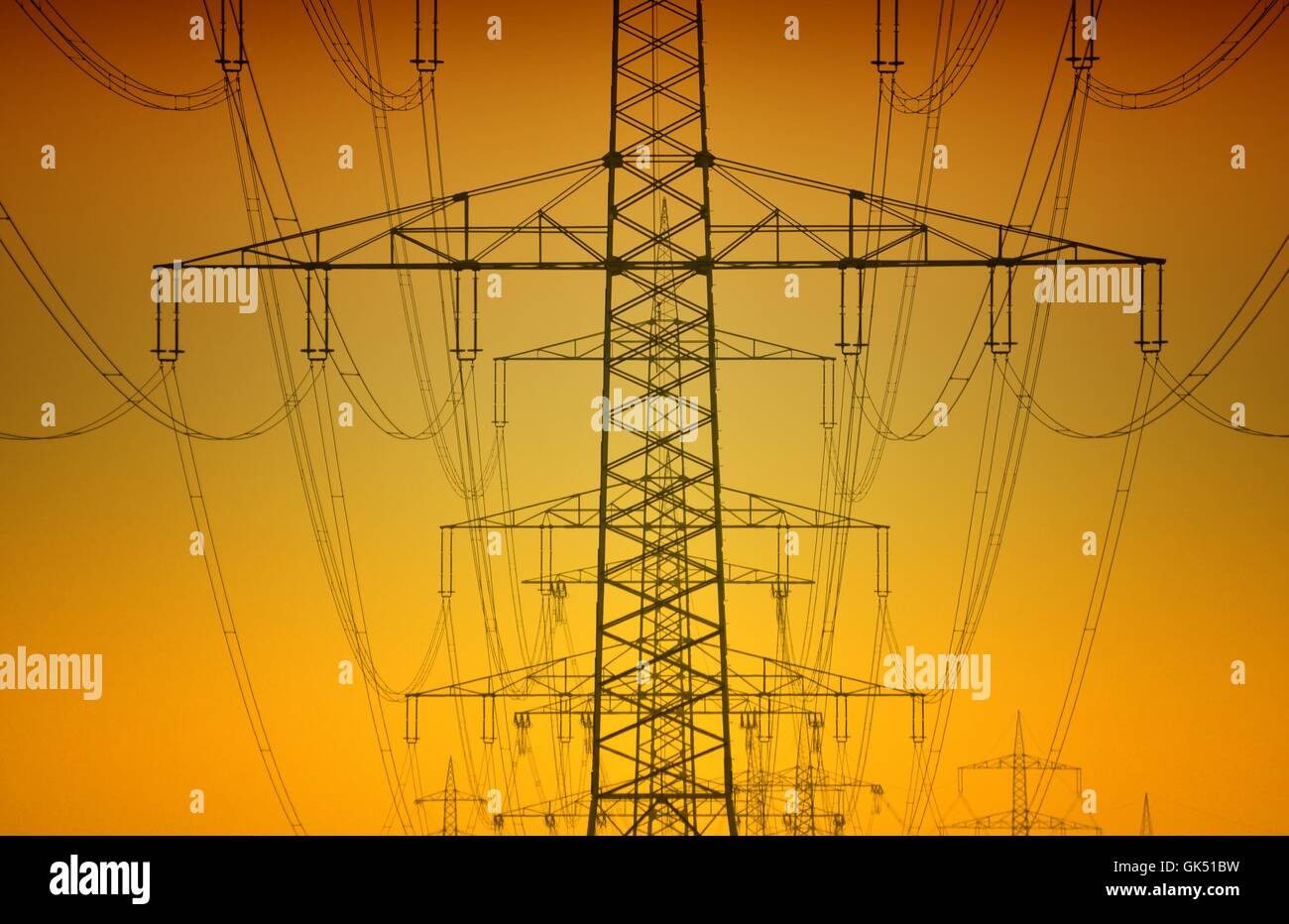 Transmission line hi-res stock photography and images - Alamy