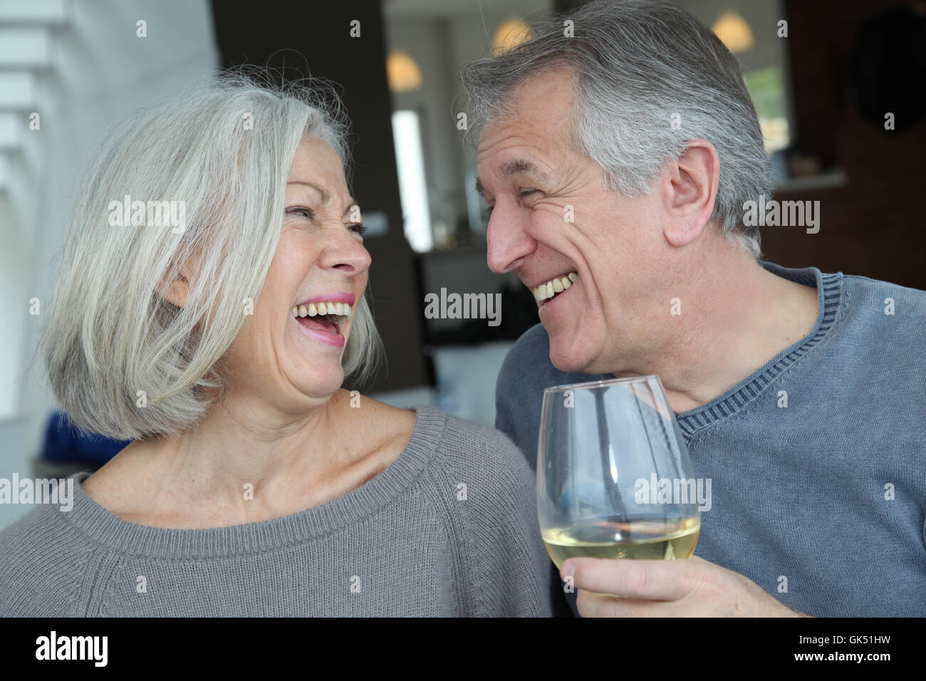 laugh laughs laughing Stock Photo - Alamy