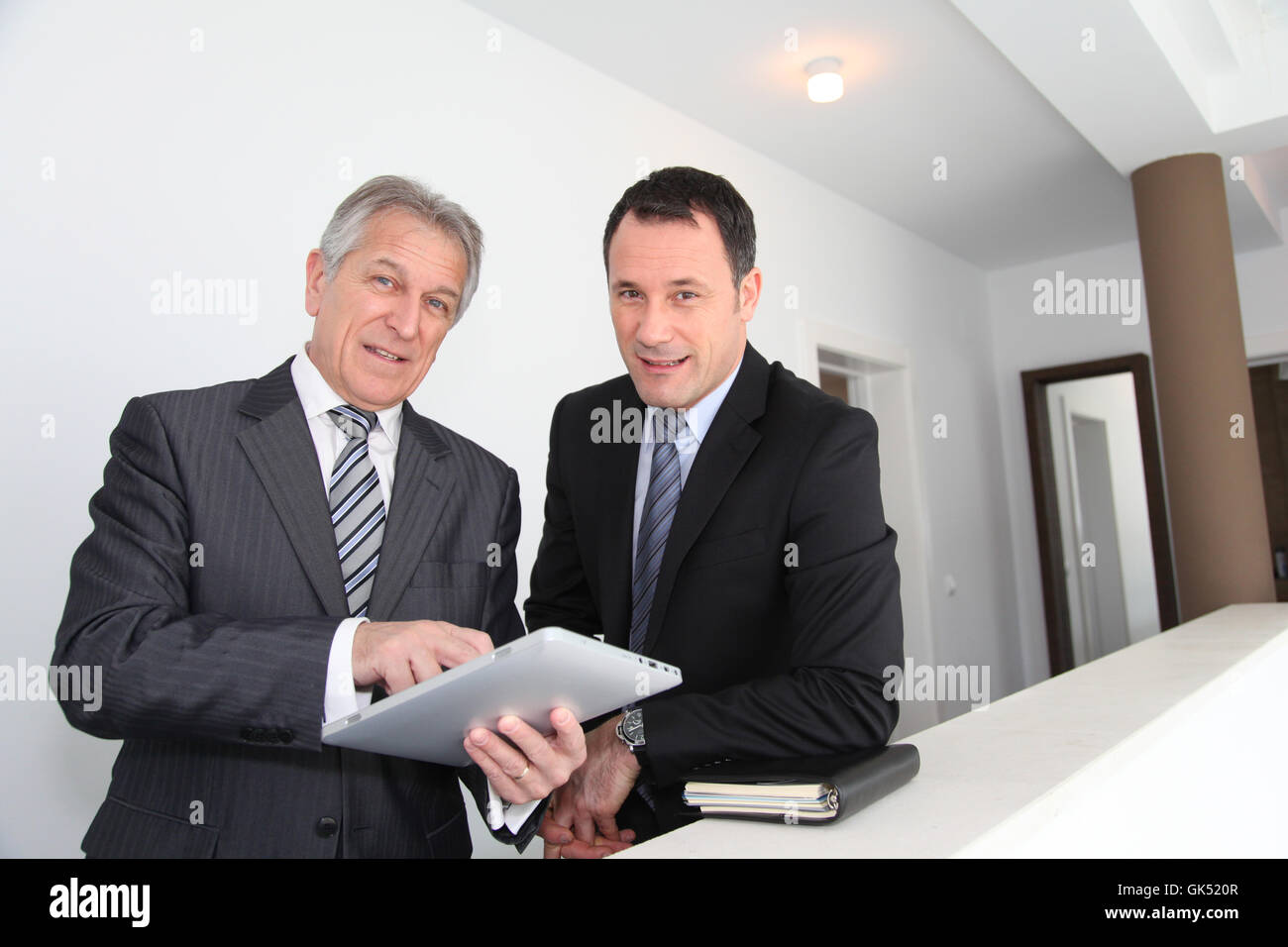 office men man Stock Photo - Alamy