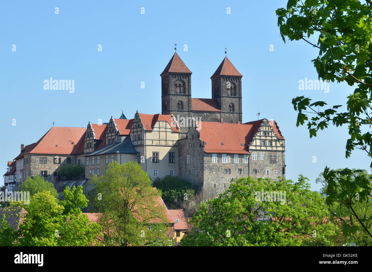castle and collegiate church in quedlinburg (germany Stock Photo - Alamy