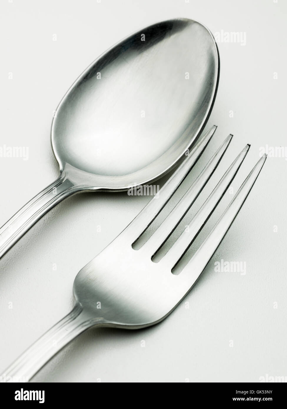 Silver cookware hi-res stock photography and images - Alamy