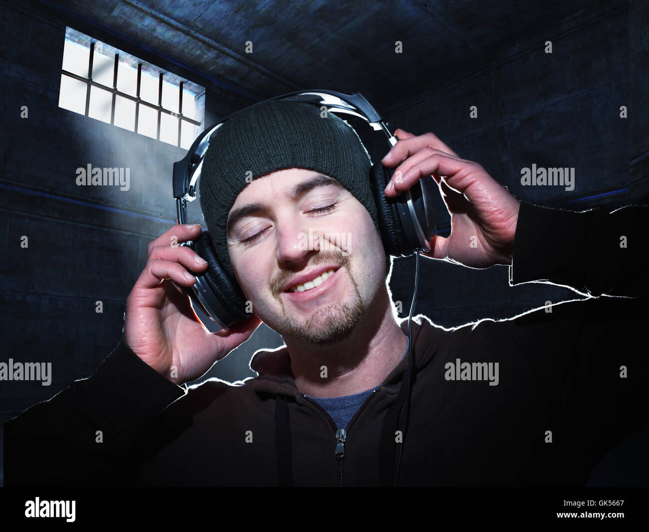 listen music brig Stock Photo - Alamy listen music brig Stock Photo - Alamy
