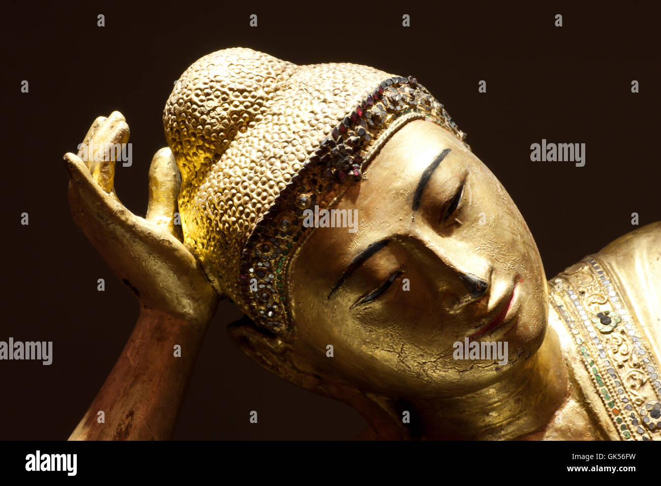 Statue religion religious model hi-res stock photography and images - Alamy