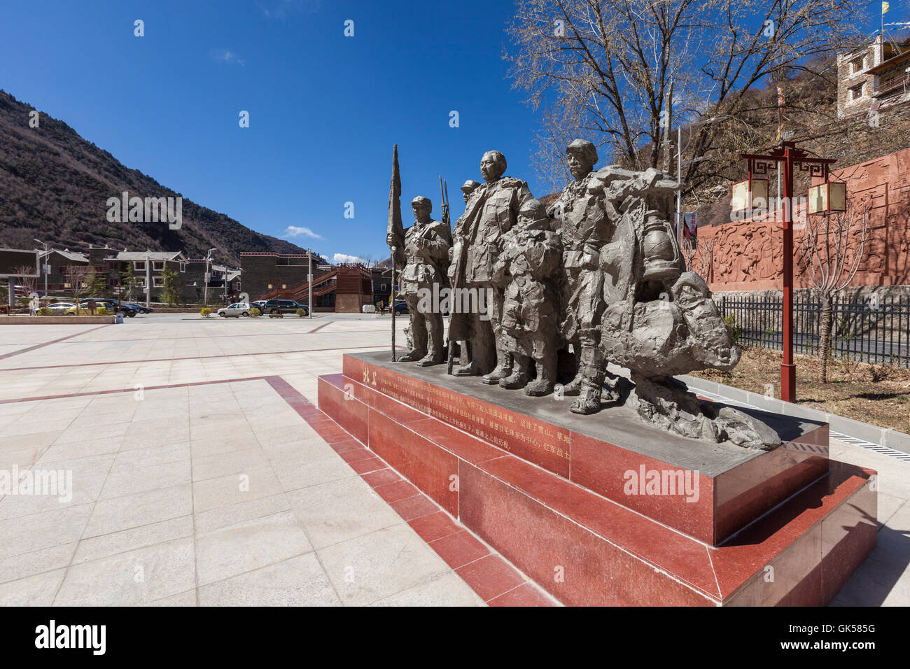 Chinese warrior bronze statue hi-res stock photography and images - Alamy