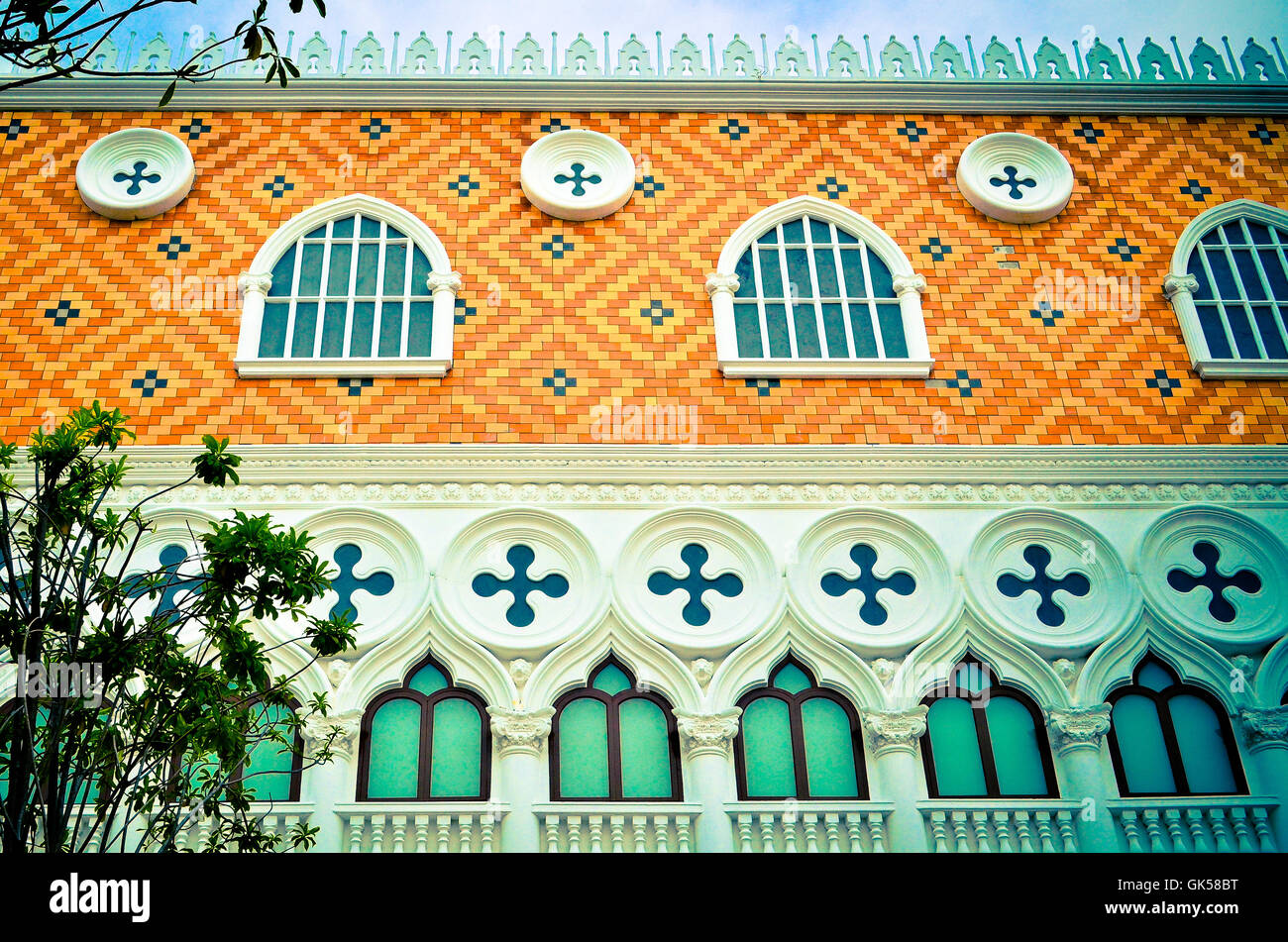 Storefront vintage hi-res stock photography and images - Alamy