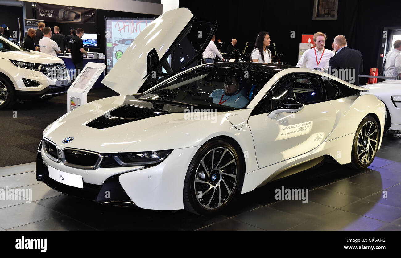 HRH Prince Michael of Kent opens the 2016 London Motor Show at ...