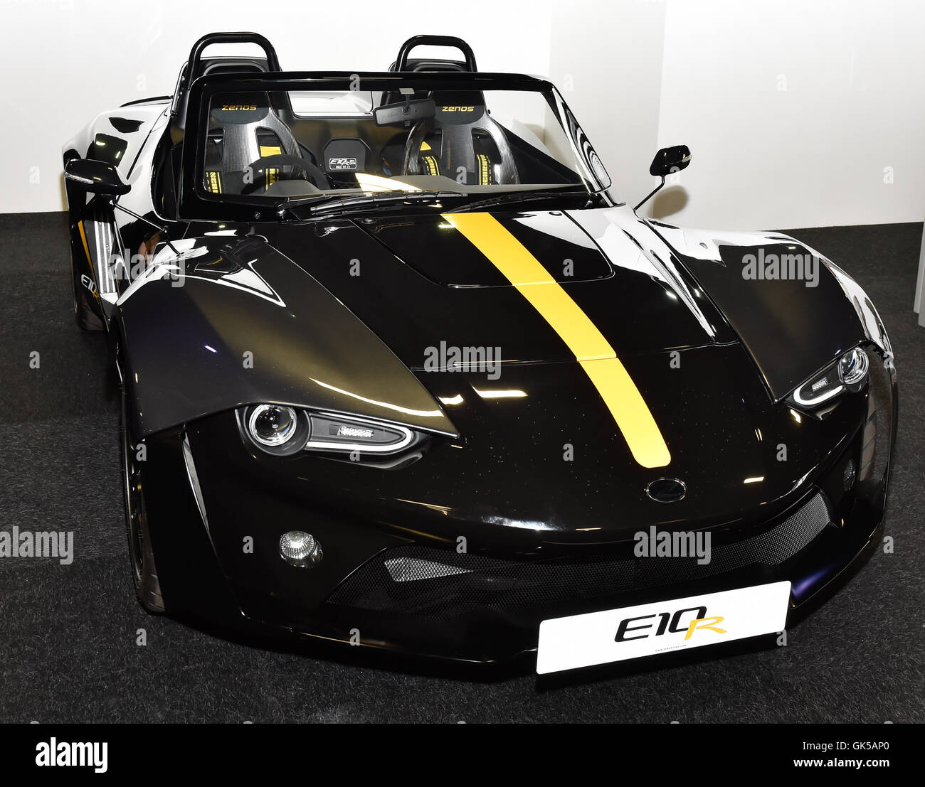 HRH Prince Michael of Kent opens the 2016 London Motor Show at ...