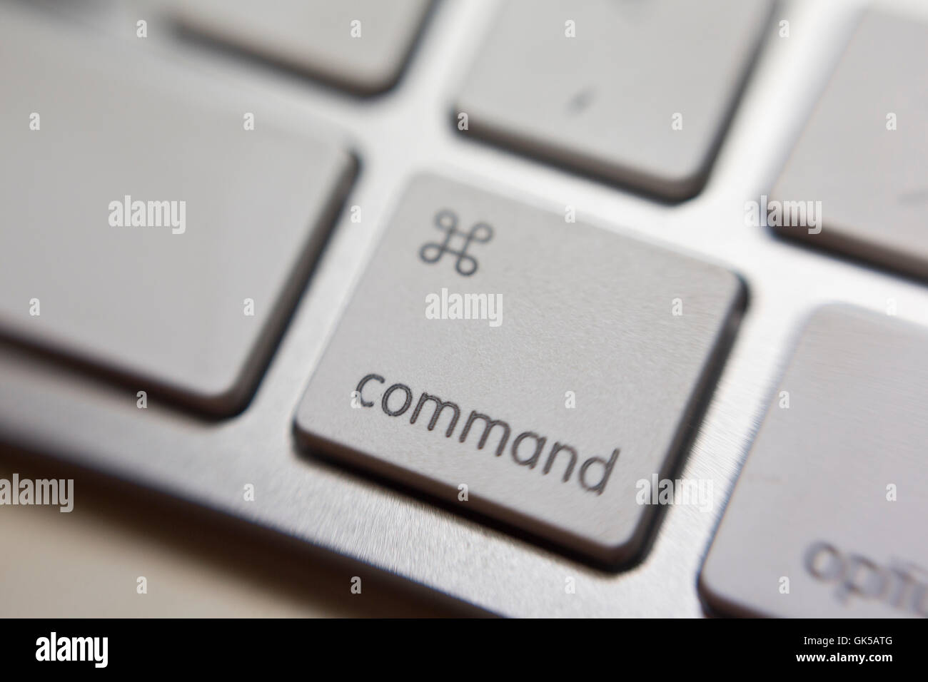 Computer keyboard, isolated on white background Stock Photo - Alamy