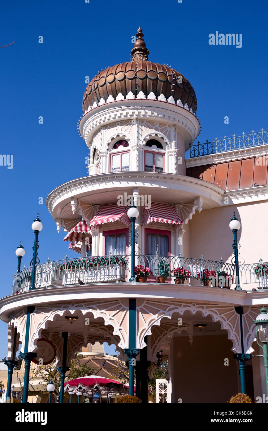Pink tulip flowers in Tokyo Disneyland Stock Photo - Alamy