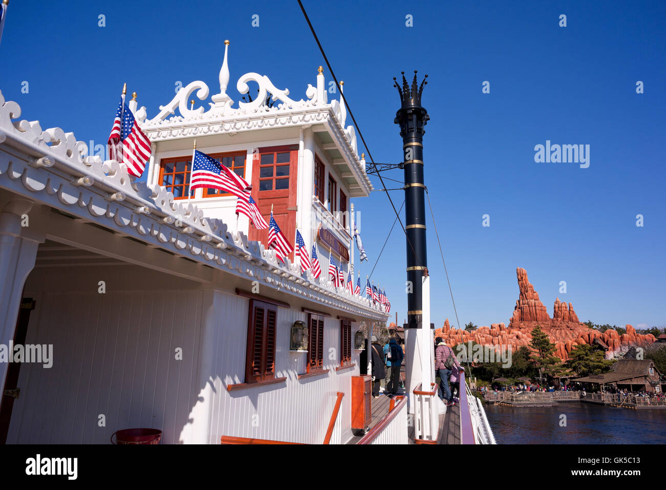 Pink tulip flowers in Tokyo Disneyland Stock Photo - Alamy