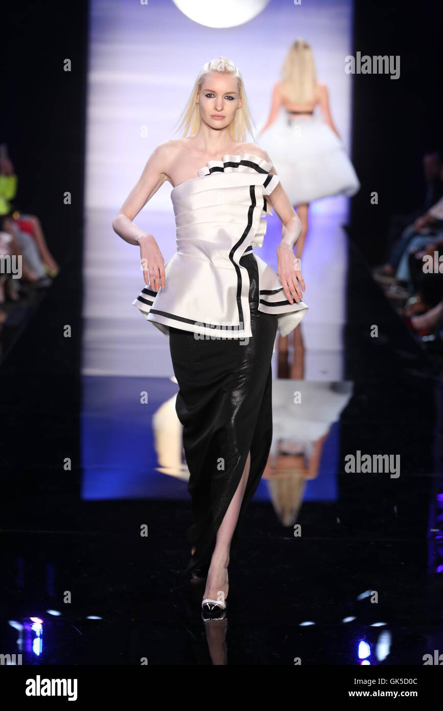 Fashion Institute of Technology’s 2016 Future of Fashion Show - Runway ...