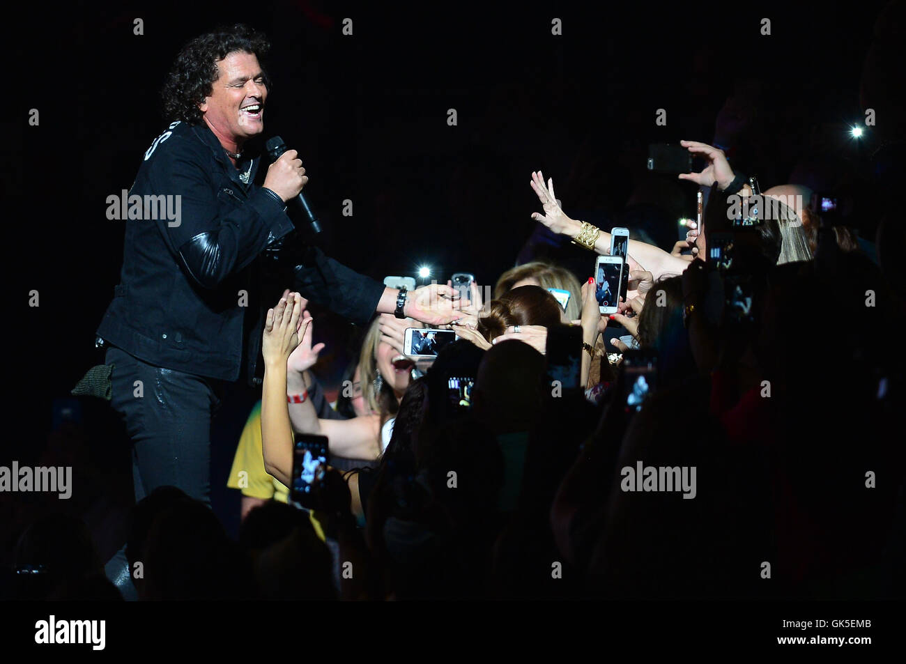 Colombian singer Carlos Vives performs live in concert at the American ...