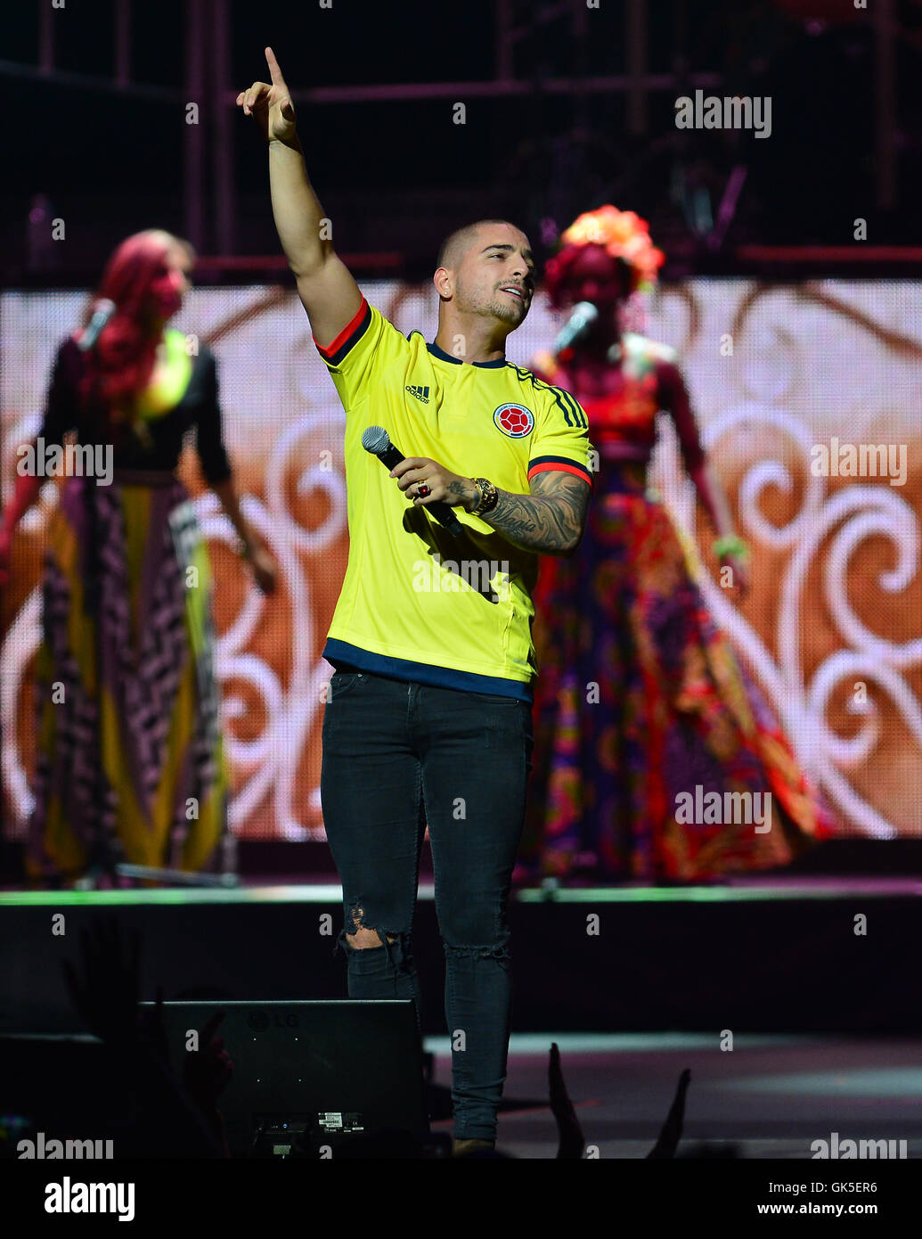 Supporting acts for Colombian singer Carlos Vives at the American ...
