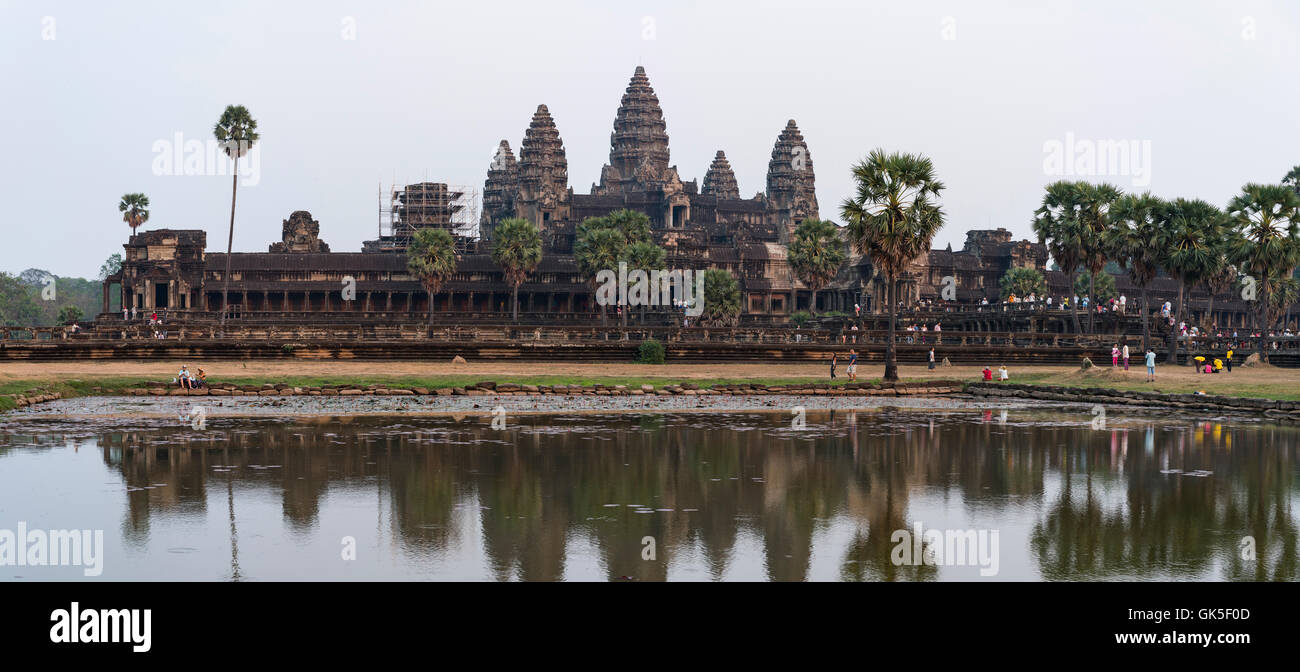 Water View of Angkor Wat Stock Photo - Alamy