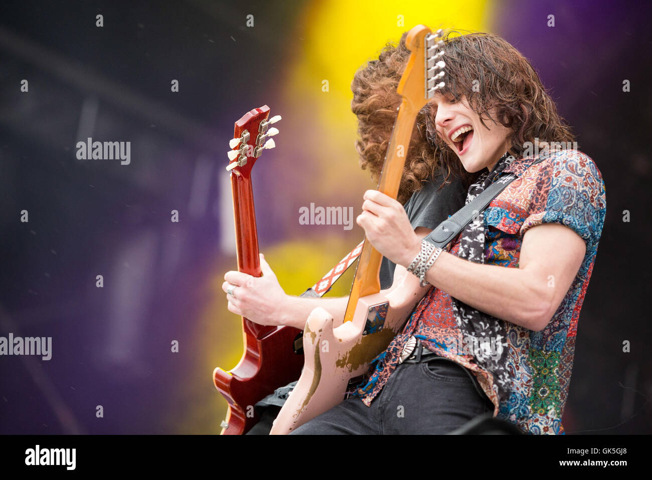 Tyler Bryant and The Shakedown perform live at Passeio Maritimo de ...