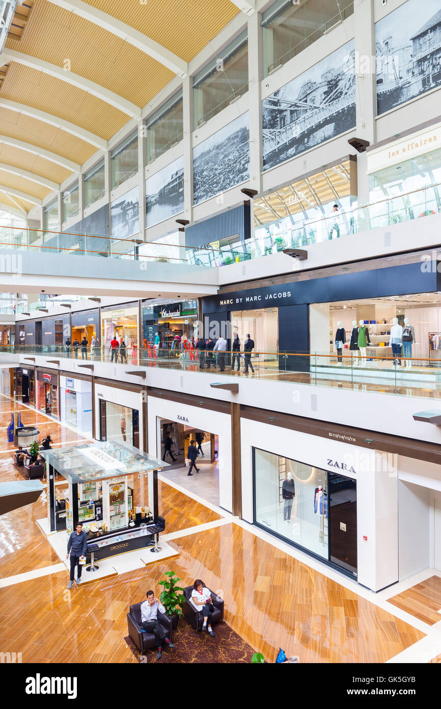 Singapore Marina Bay Sands Shopping Mall Stock Photo - Alamy