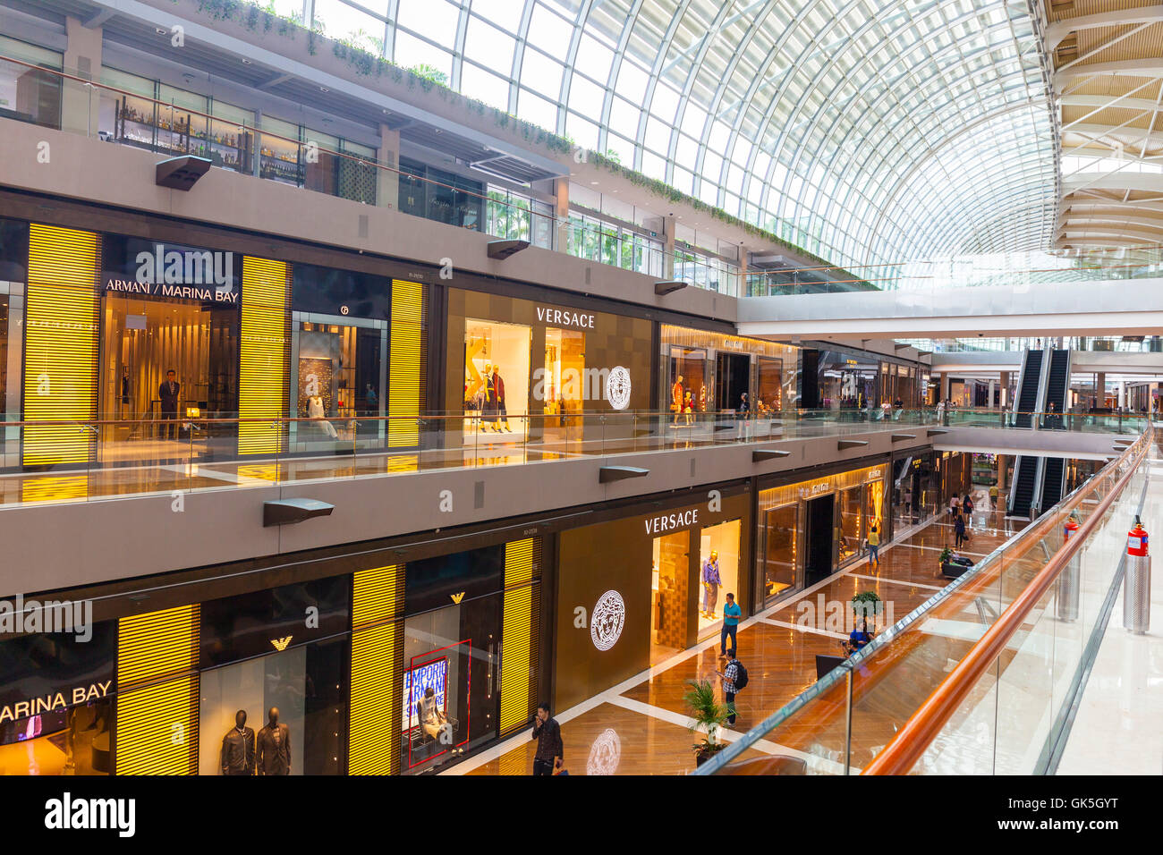 Singapore Marina Bay Sands Shopping Mall Stock Photo - Alamy