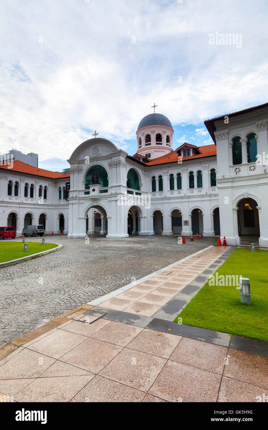 Singapore Art Museum (SAM) exhibits mostly contemporary art in ...