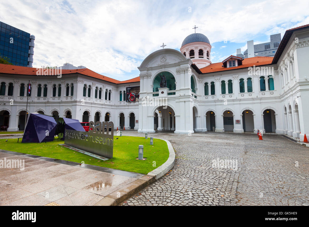 Singapore Art Museum (SAM) exhibits mostly contemporary art in ...