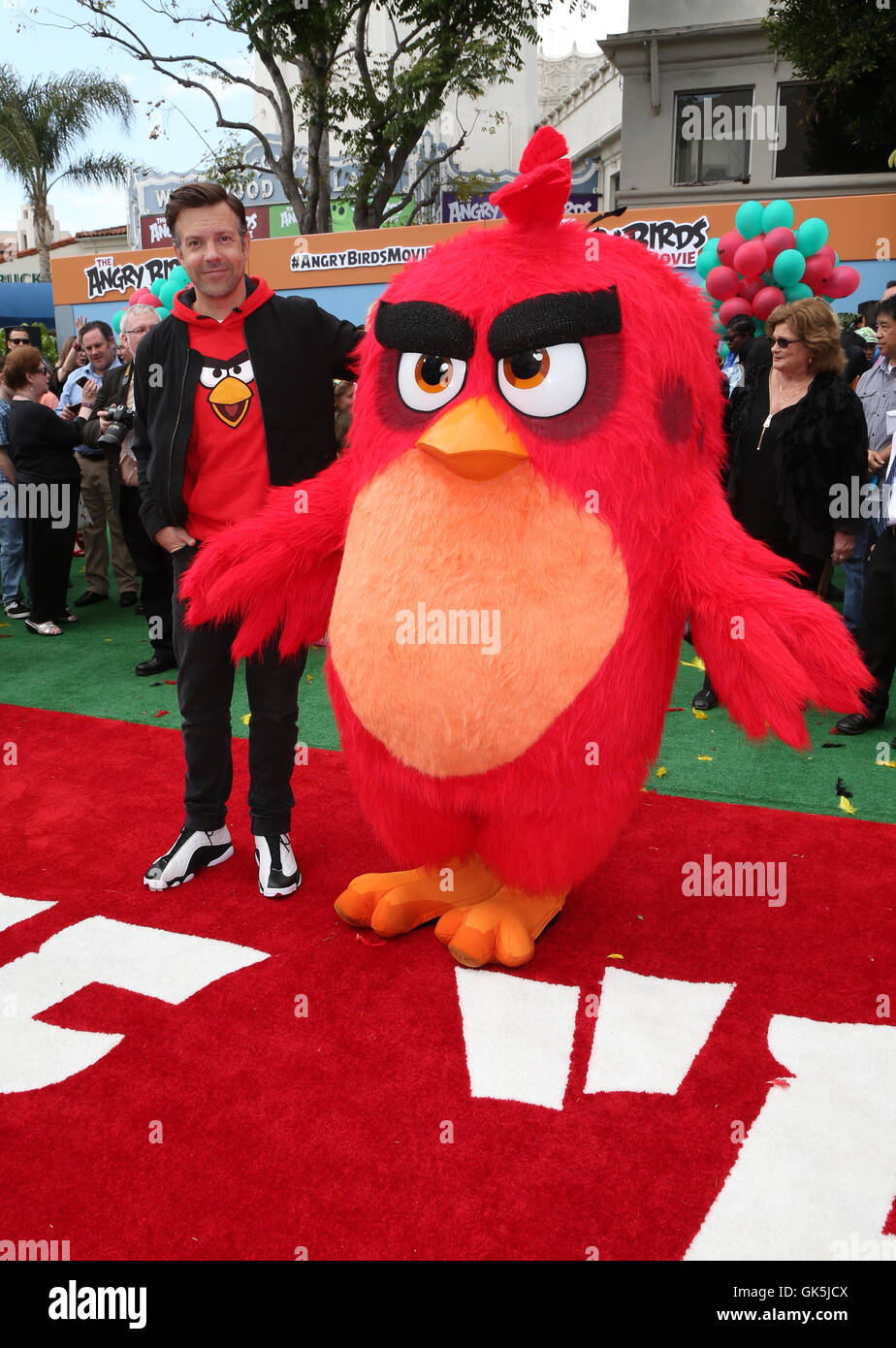 Jason sudeikis the angry birds movie hi-res stock photography and ...
