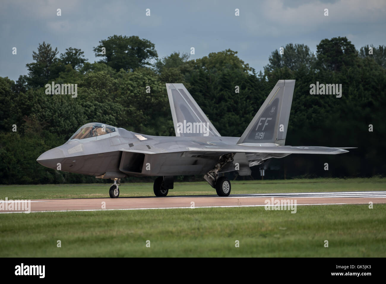 F 22 raptor missile hi-res stock photography and images - Alamy