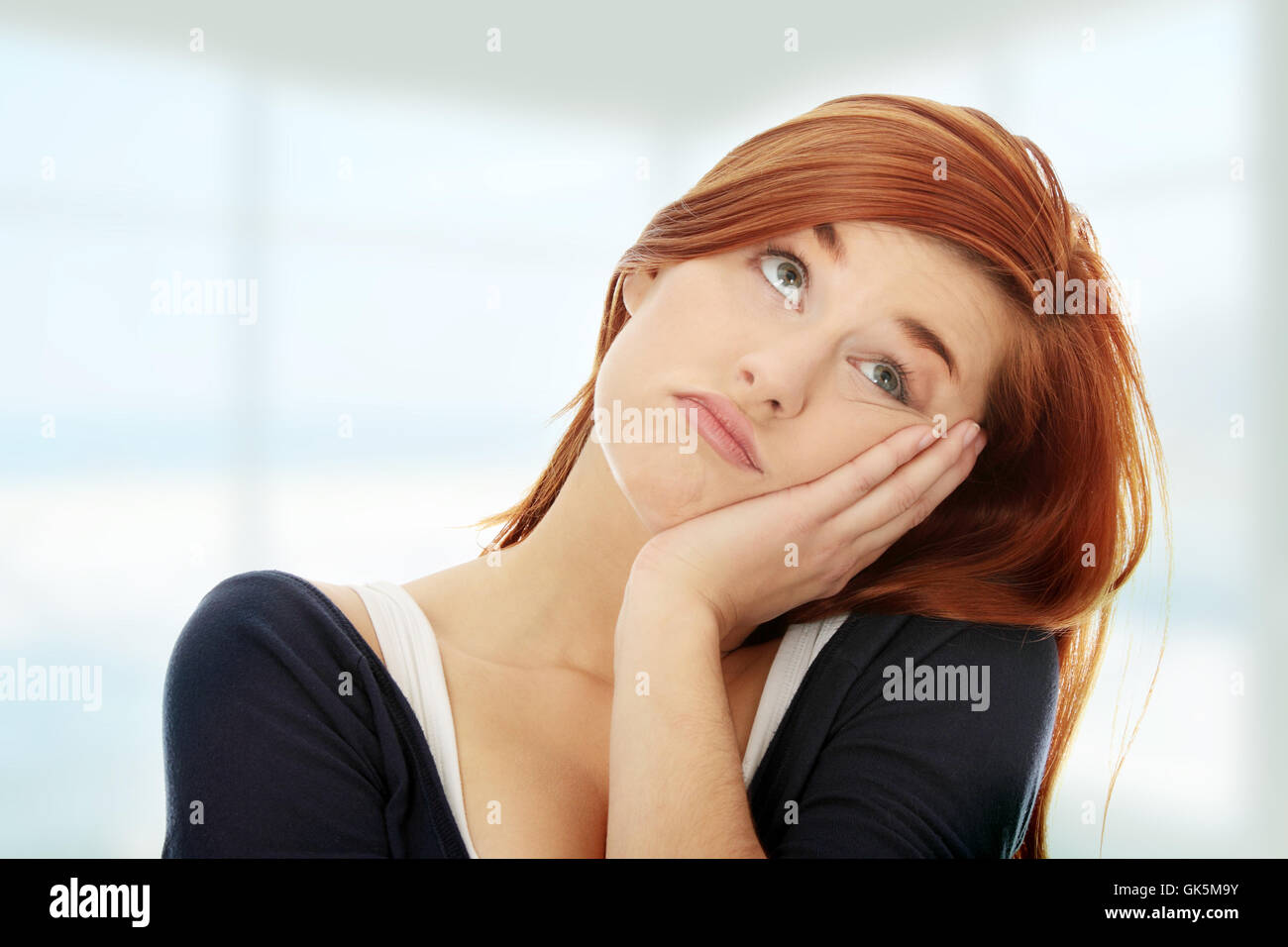 woman wait waiting Stock Photo - Alamy