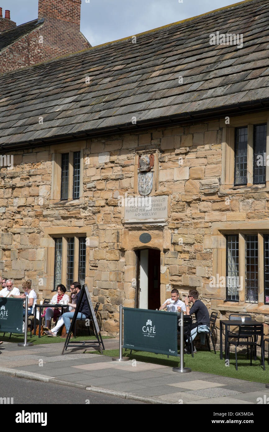 Bishop cosins almshouses hi-res stock photography and images - Alamy