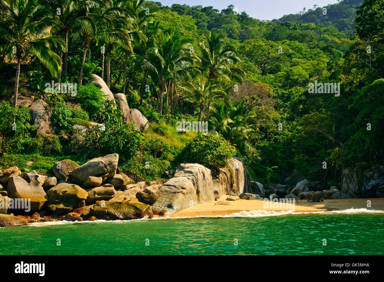 travel beach seaside Stock Photo - Alamy