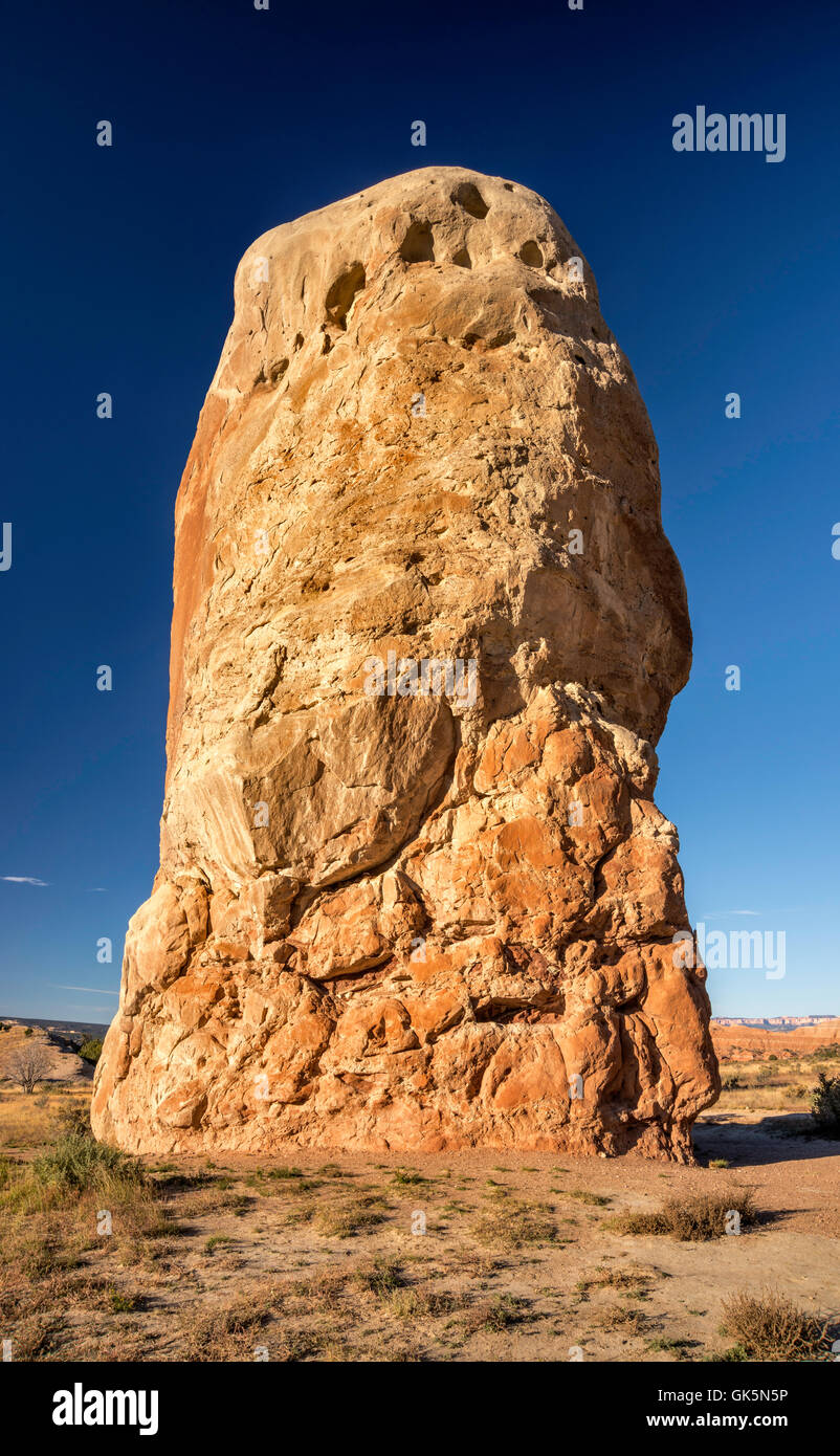 Rock basin hi-res stock photography and images - Alamy
