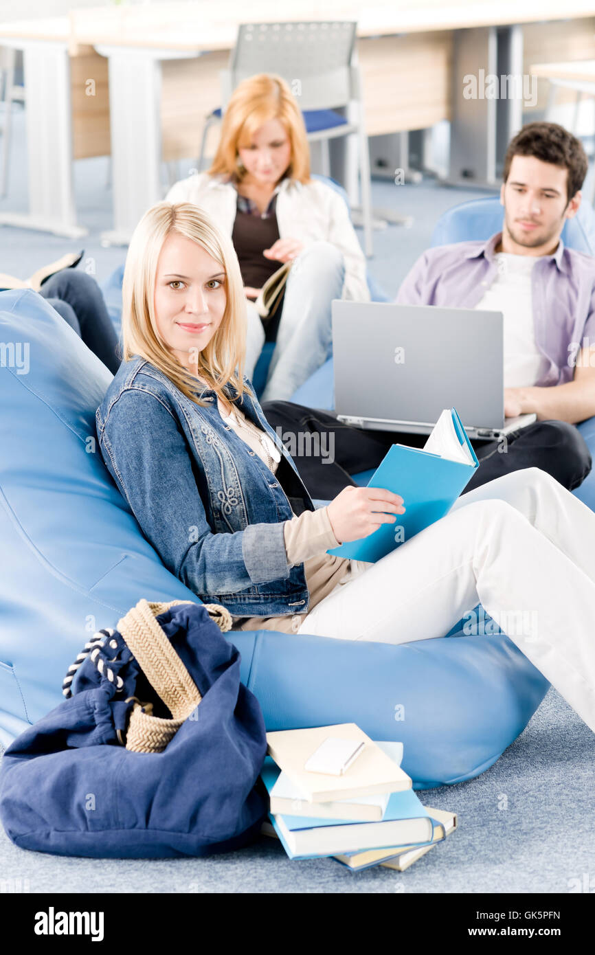 woman university educational institution Stock Photo - Alamy