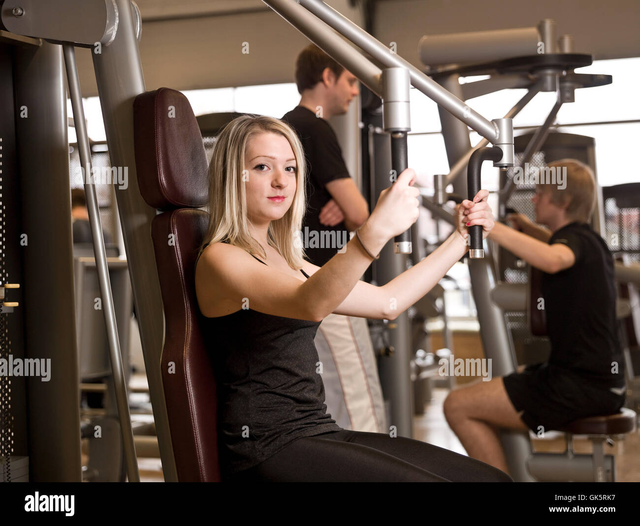 Woman machine body sculpting hi-res stock photography and images - Alamy