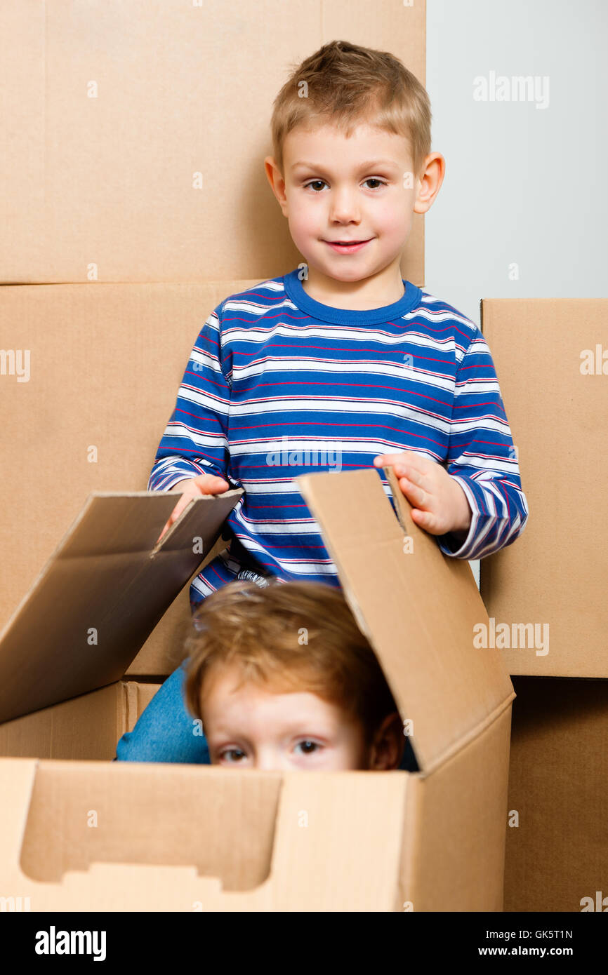 family is moving into their new house Stock Photo - Alamy