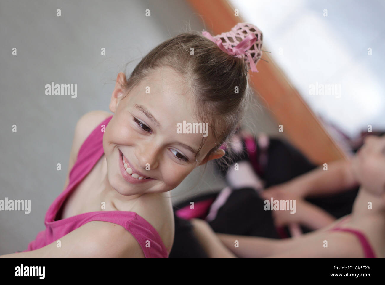 Ballet girl with friends during ballet lesson Stock Photo - Alamy