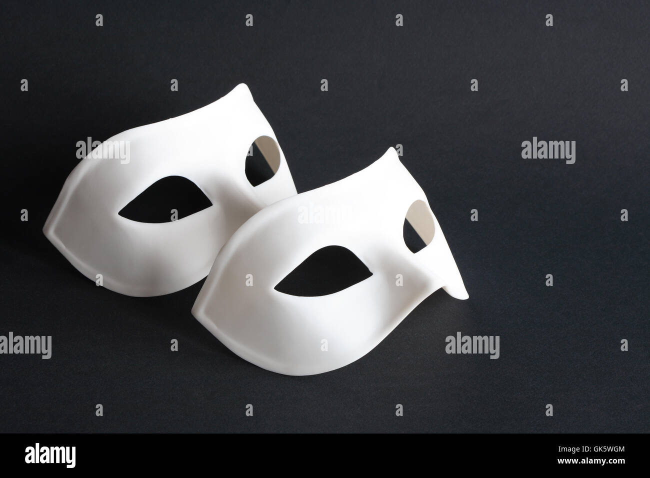 Two theatrical masks hi-res stock photography and images - Alamy